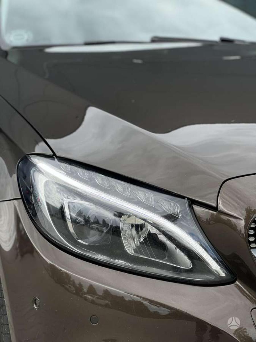 Brown Mercedes-Benz c-220 2015 in Utena, with an engine capacity of 2.20 L and mileage of 281 thousand km for 11350 €, photo 17 on AUTOMOTO.COM.LV