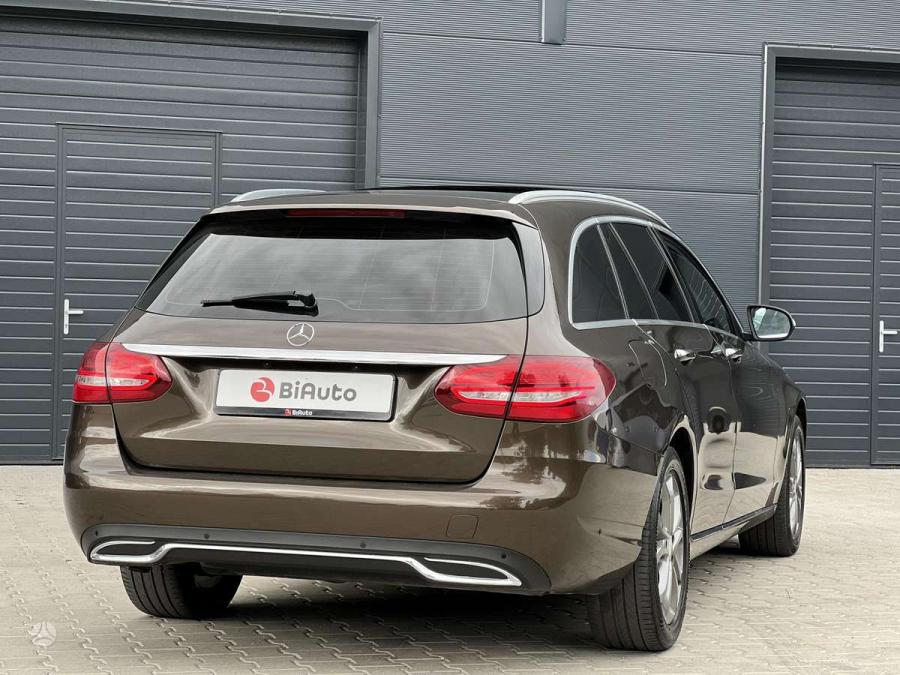 Brown Mercedes-Benz c-220 2015 in Utena, with an engine capacity of 2.20 L and mileage of 281 thousand km for 11350 €, photo 22 on AUTOMOTO.COM.LV