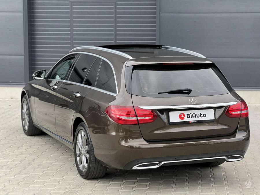Brown Mercedes-Benz c-220 2015 in Utena, with an engine capacity of 2.20 L and mileage of 281 thousand km for 11350 €, photo 26 on AUTOMOTO.COM.LV
