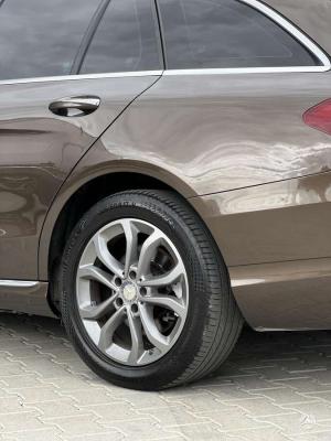 Brown Mercedes-Benz c-220 2015 in Utena, with an engine capacity of 2.20 L and mileage of 281 thousand km for 11350 €, photo 28 on AUTOMOTO.COM.LV