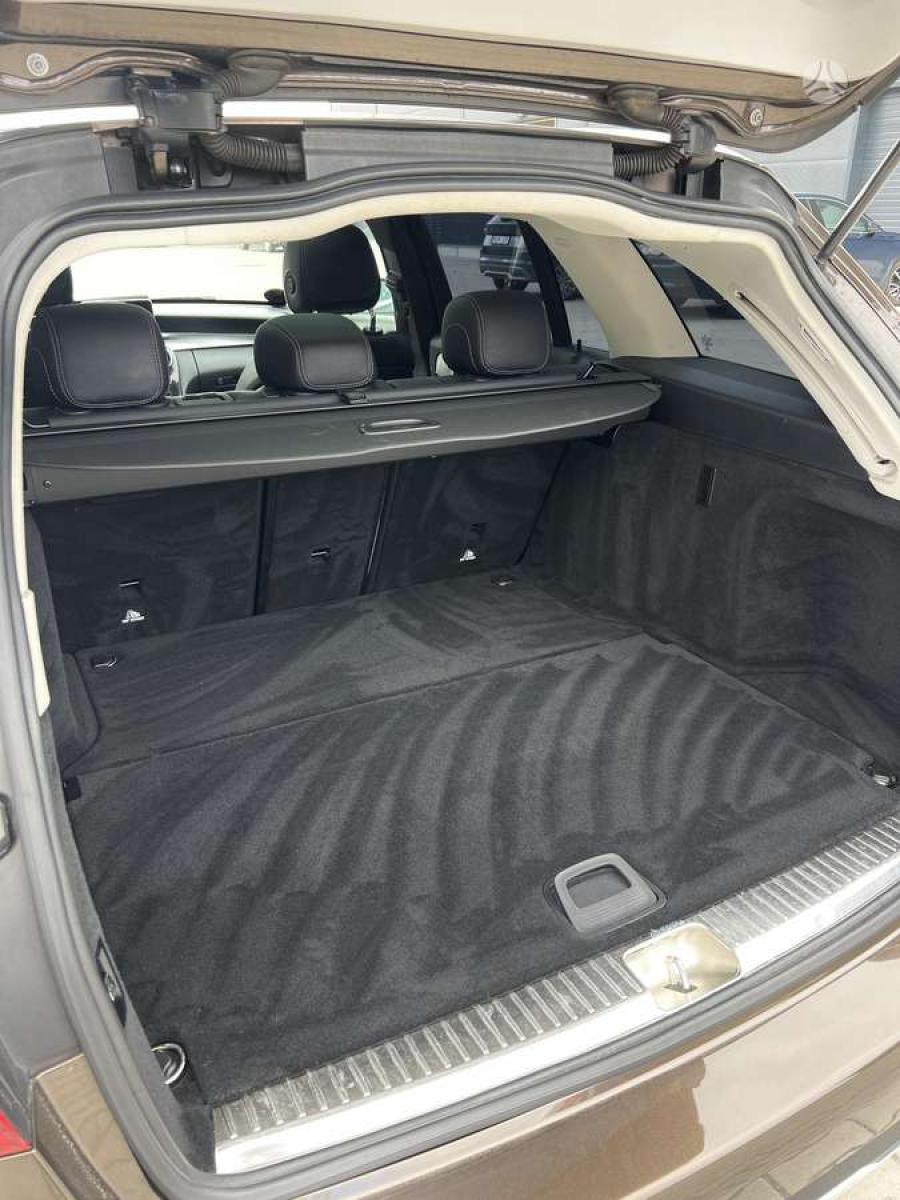 Brown Mercedes-Benz c-220 2015 in Utena, with an engine capacity of 2.20 L and mileage of 281 thousand km for 11350 €, photo 30 on AUTOMOTO.COM.LV