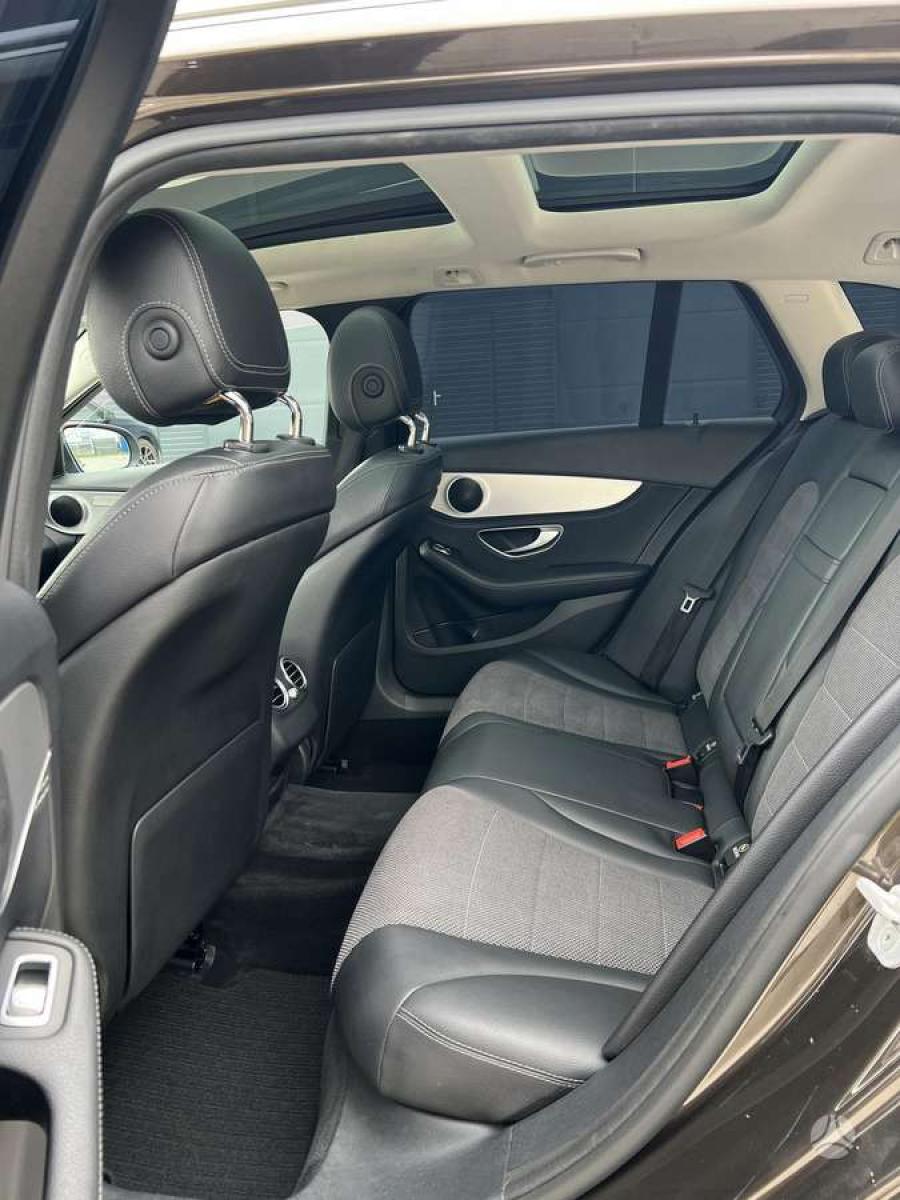 Brown Mercedes-Benz c-220 2015 in Utena, with an engine capacity of 2.20 L and mileage of 281 thousand km for 11350 €, photo 32 on AUTOMOTO.COM.LV