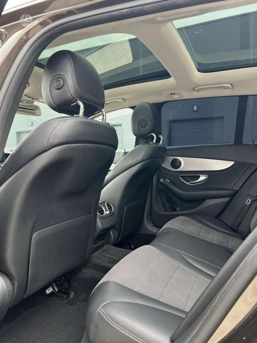 Brown Mercedes-Benz c-220 2015 in Utena, with an engine capacity of 2.20 L and mileage of 281 thousand km for 11350 €, photo 33 on AUTOMOTO.COM.LV