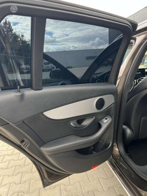 Brown Mercedes-Benz c-220 2015 in Utena, with an engine capacity of 2.20 L and mileage of 281 thousand km for 11350 €, photo 34 on AUTOMOTO.COM.LV