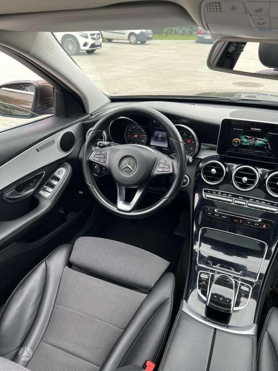 Brown Mercedes-Benz c-220 2015 in Utena, with an engine capacity of 2.20 L and mileage of 281 thousand km for 11350 €, photo 45 on AUTOMOTO.COM.LV