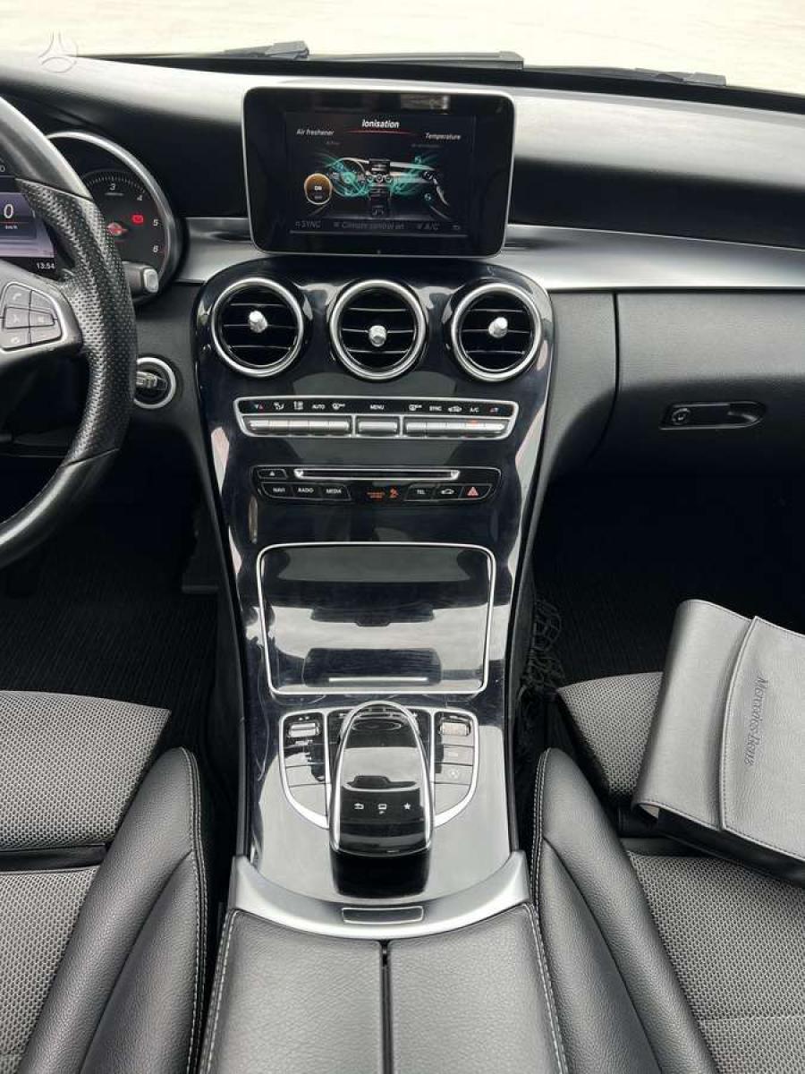 Brown Mercedes-Benz c-220 2015 in Utena, with an engine capacity of 2.20 L and mileage of 281 thousand km for 11350 €, photo 47 on AUTOMOTO.COM.LV