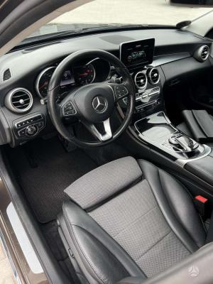 Brūns Mercedes-Benz c-220 2015 Utena, ar dzinēja tilpumu 2.20 L un nobraukumu 281 tūkst. km par 11350 €, foto 37 vietnē AUTOMOTO.COM.LV