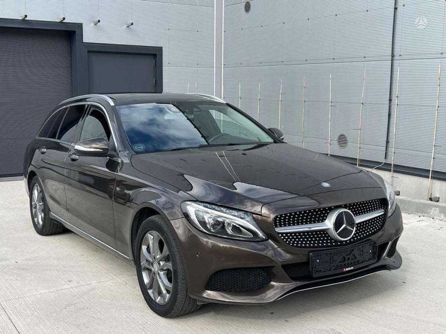 Brūns Mercedes-Benz c-220 2015 Utena, ar dzinēja tilpumu 2.14 L un nobraukumu 286 tūkst. km par 11799 €, foto 3 vietnē AUTOMOTO.COM.LV