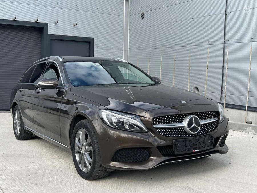 Brūns Mercedes-Benz c-220 2015 Utena, ar dzinēja tilpumu 2.14 L un nobraukumu 286 tūkst. km par 11799 €, foto 4 vietnē AUTOMOTO.COM.LV