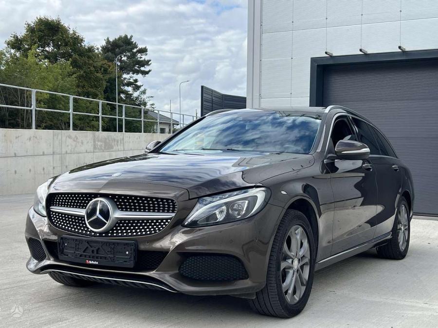 Brūns Mercedes-Benz c-220 2015 Utena, ar dzinēja tilpumu 2.14 L un nobraukumu 286 tūkst. km par 11799 €, foto 9 vietnē AUTOMOTO.COM.LV