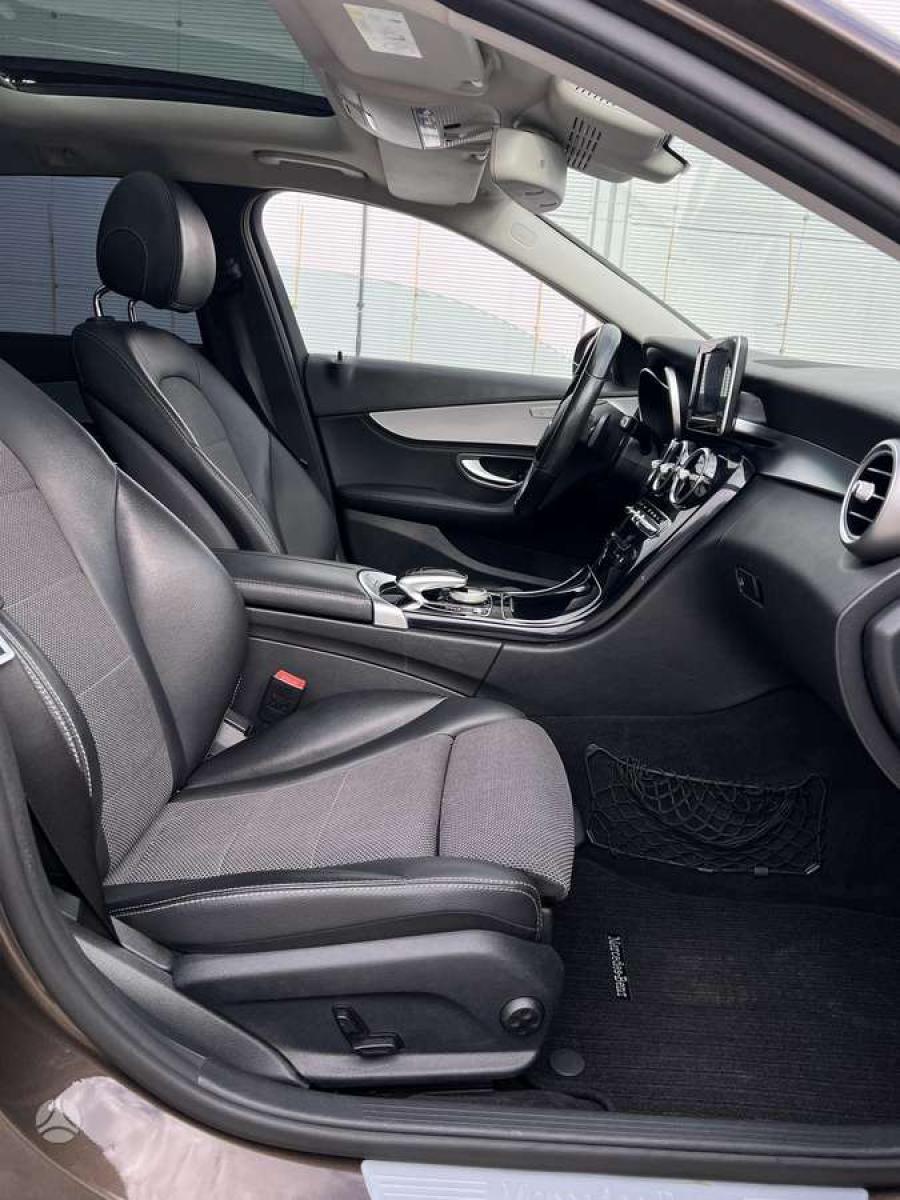 Brūns Mercedes-Benz c-220 2015 Utena, ar dzinēja tilpumu 2.14 L un nobraukumu 286 tūkst. km par 11799 €, foto 41 vietnē AUTOMOTO.COM.LV