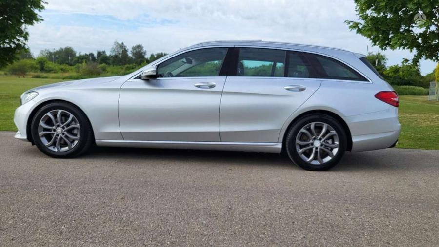 Brown Mercedes-Benz c-220 2016 in Siauliai, with an engine capacity of 2.14 L and mileage of 196 thousand km for 10650 €, photo 6 on AUTOMOTO.COM.LV