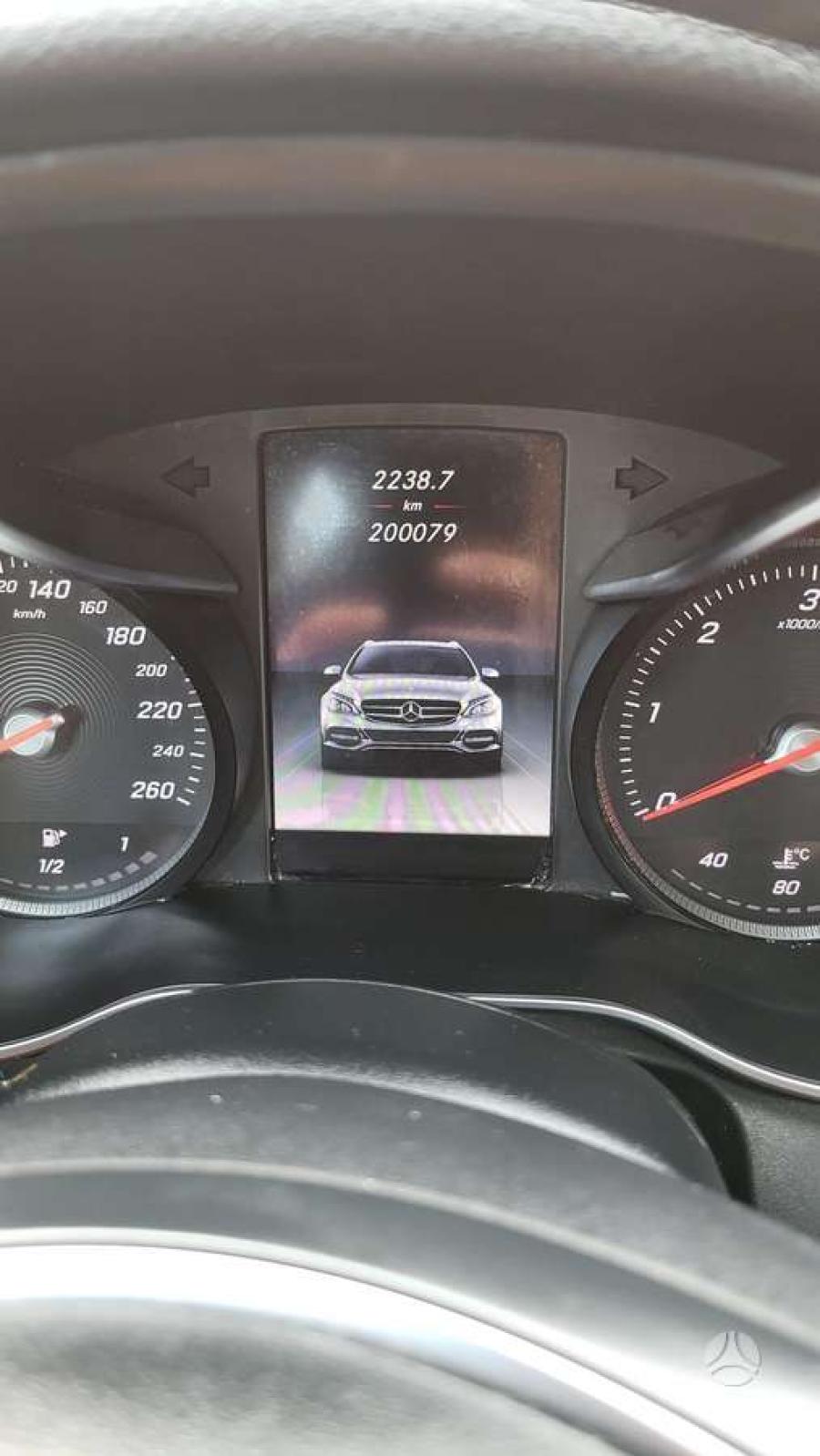 Brown Mercedes-Benz c-220 2016 in Siauliai, with an engine capacity of 2.14 L and mileage of 196 thousand km for 10650 €, photo 14 on AUTOMOTO.COM.LV