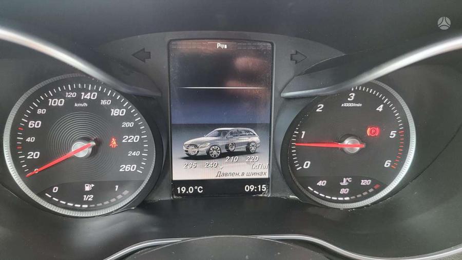 Brown Mercedes-Benz c-220 2016 in Siauliai, with an engine capacity of 2.14 L and mileage of 196 thousand km for 10650 €, photo 16 on AUTOMOTO.COM.LV
