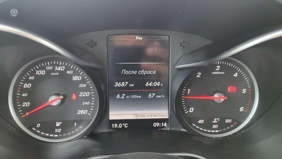Brown Mercedes-Benz c-220 2016 in Siauliai, with an engine capacity of 2.14 L and mileage of 196 thousand km for 10650 €, photo 17 on AUTOMOTO.COM.LV
