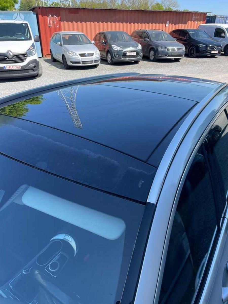 Brown Mercedes-Benz c-220 2016 in Siauliai, with an engine capacity of 2.14 L and mileage of 196 thousand km for 10650 €, photo 40 on AUTOMOTO.COM.LV