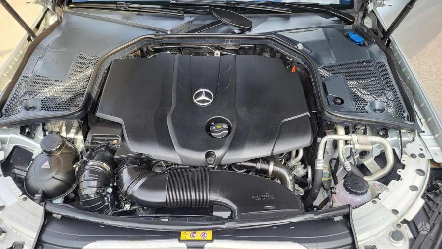 Brown Mercedes-Benz c-220 2016 in Siauliai, with an engine capacity of 2.14 L and mileage of 196 thousand km for 10650 €, photo 41 on AUTOMOTO.COM.LV