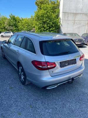 Brown Mercedes-Benz c-220 2016 in Siauliai, with an engine capacity of 2.14 L and mileage of 196 thousand km for 10650 €, photo 44 on AUTOMOTO.COM.LV