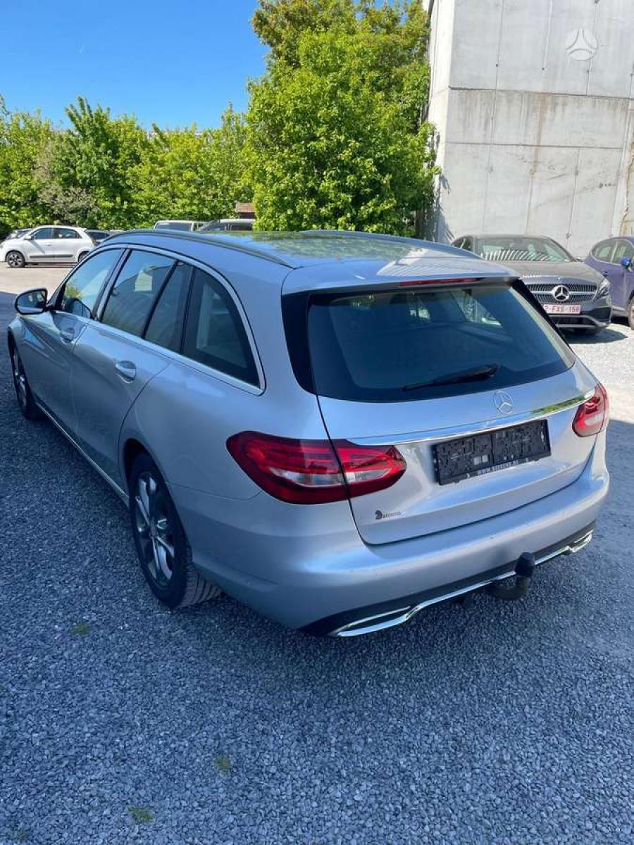 Brown Mercedes-Benz c-220 2016 in Siauliai, with an engine capacity of 2.14 L and mileage of 196 thousand km for 10650 €, photo 44 on AUTOMOTO.COM.LV