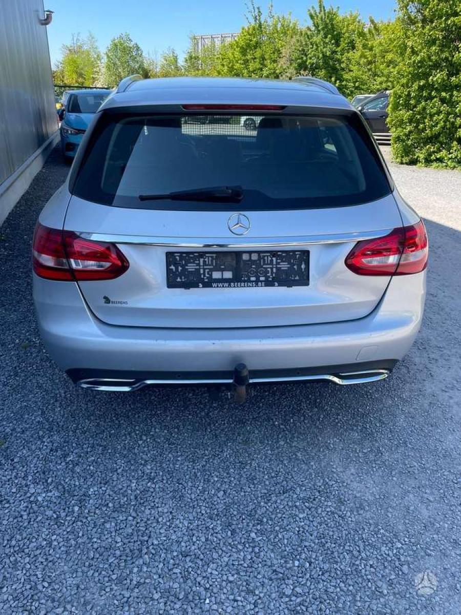 Brown Mercedes-Benz c-220 2016 in Siauliai, with an engine capacity of 2.14 L and mileage of 196 thousand km for 10650 €, photo 45 on AUTOMOTO.COM.LV
