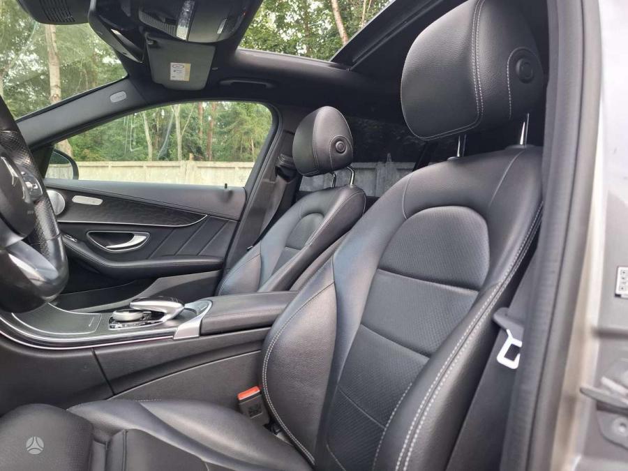 Brown Mercedes-Benz c-220 2018 in Vilnius, with an engine capacity of 1.95 L and mileage of 295 thousand km for 15500 €, photo 22 on AUTOMOTO.COM.LV