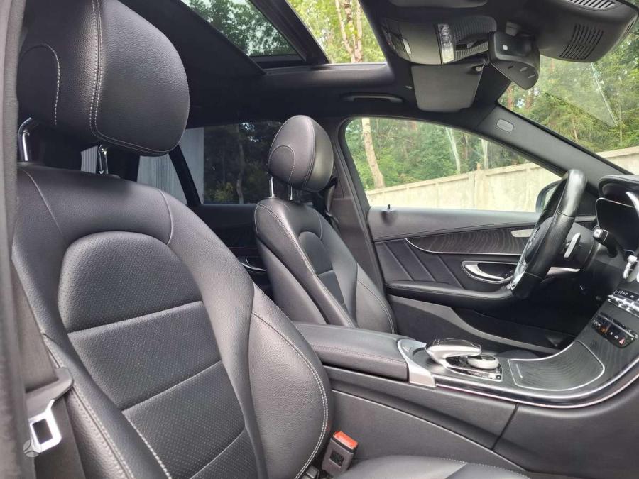 Brown Mercedes-Benz c-220 2018 in Vilnius, with an engine capacity of 1.95 L and mileage of 295 thousand km for 15500 €, photo 23 on AUTOMOTO.COM.LV