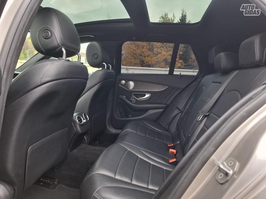 Brūns Mercedes-Benz c-220 2018 Viļņa, ar dzinēja tilpumu 2.20 L un nobraukumu 297 tūkst. km par 15500 €, foto 25 vietnē AUTOMOTO.COM.LV