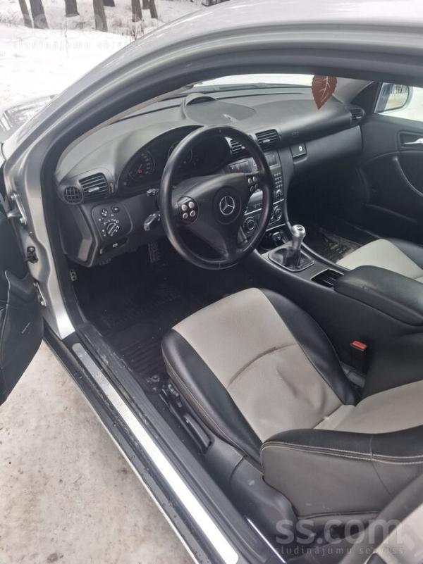 Mercedes-Benz c-220 2004 in Riga, with an engine capacity of 2.20 L and mileage of 265 thousand km for 3100 €, photo 4 on AUTOMOTO.COM.LV