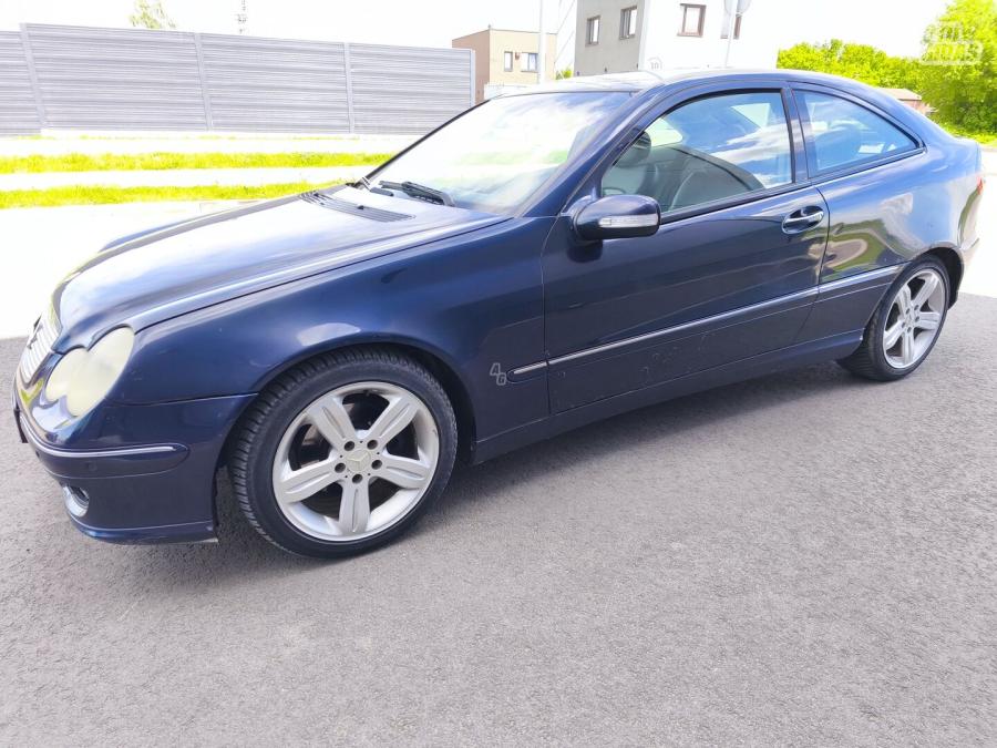 Mercedes-Benz c-220 2005 in Kaunas, with an engine capacity of 2.20 L and mileage of 335 thousand km for 1400 €, photo 7 on AUTOMOTO.COM.LV