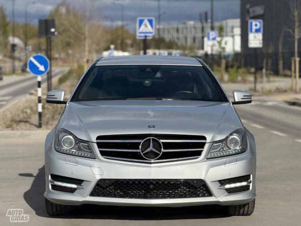 Мерседес Ц 220 2012 в Вильнюс, объемом двигателя 2.20 л и пробегом 320 тыс. км за 8500 €, фото 1 на AUTOMOTO.COM.LV