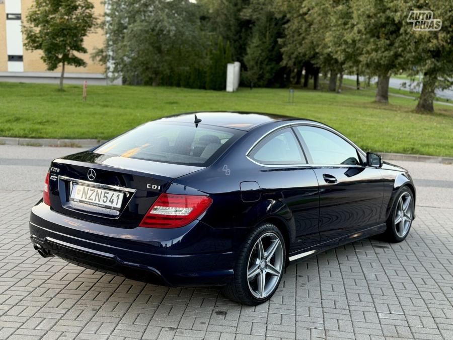 Mercedes-Benz c-220 2012 in Vilnius, with an engine capacity of 2.20 L and mileage of 235 thousand km for 6900 €, photo 6 on AUTOMOTO.COM.LV