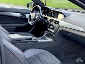Mercedes-Benz c-220 2012 in Vilnius, with an engine capacity of 2.20 L and mileage of 235 thousand km for 6900 €, photo 17 on AUTOMOTO.COM.LV