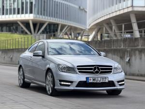 Mercedes-Benz c-220 2013 in Vilnius, with an engine capacity of 2.10 L and mileage of 301 thousand km for 6890 €, photo  on AUTOMOTO.COM.LV