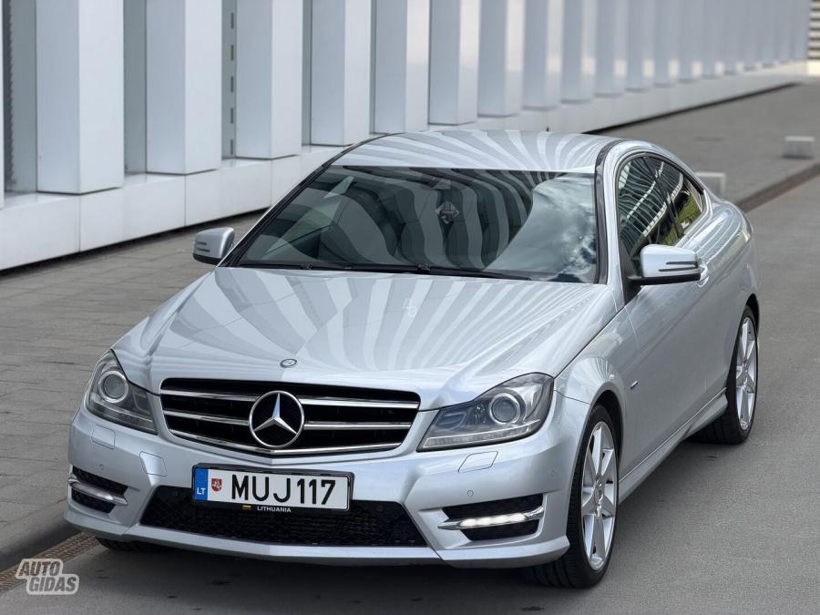 Mercedes-Benz c-220 2013 in Vilnius, with an engine capacity of 2.10 L and mileage of 301 thousand km for 6890 €, photo 4 on AUTOMOTO.COM.LV