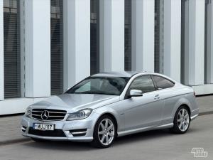 Mercedes-Benz c-220 2013 in Vilnius, with an engine capacity of 2.10 L and mileage of 305 thousand km for 6600 €, photo 9 on AUTOMOTO.COM.LV