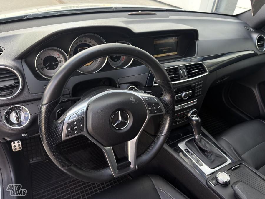 Mercedes-Benz c-220 2013 in Vilnius, with an engine capacity of 2.10 L and mileage of 305 thousand km for 6600 €, photo 15 on AUTOMOTO.COM.LV