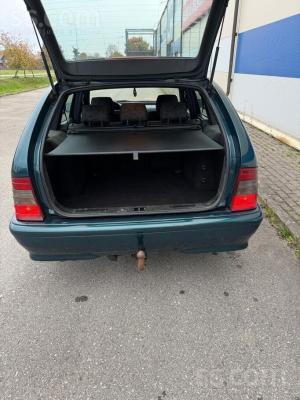 Zaļš Mercedes-Benz c-220 1998 Tukums, ar dzinēja tilpumu 2.20 L un nobraukumu 401 tūkst. km par 2200 €, foto 6 vietnē AUTOMOTO.COM.LV