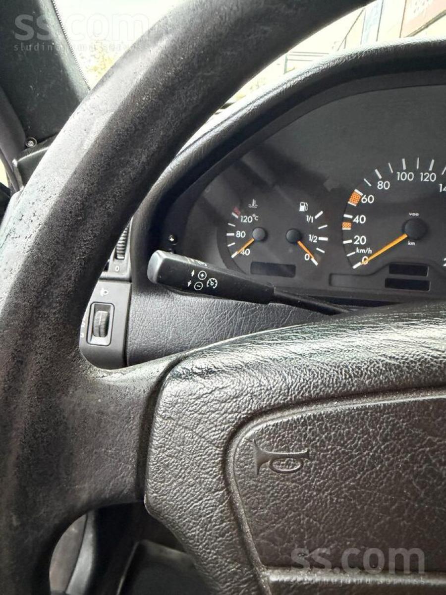 Zaļš Mercedes-Benz c-220 1998 Tukums, ar dzinēja tilpumu 2.20 L un nobraukumu 401 tūkst. km par 2200 €, foto 12 vietnē AUTOMOTO.COM.LV