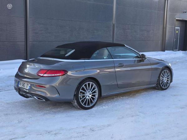 Grey Mercedes-Benz c-220 2016 in Taurage, with an engine capacity of 2.14 L and mileage of 264 thousand km for 18500 €, photo 8 on AUTOMOTO.COM.LV