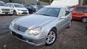 Grey Mercedes-Benz c-220 2002 in Kaunas, with an engine capacity of 2.15 L and mileage of 219 thousand km for 2750 €, photo 3 on AUTOMOTO.COM.LV