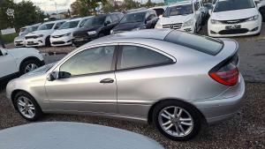 Grey Mercedes-Benz c-220 2002 in Kaunas, with an engine capacity of 2.15 L and mileage of 219 thousand km for 2750 €, photo 9 on AUTOMOTO.COM.LV