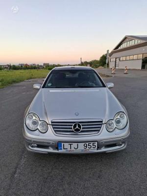 Pelēks Mercedes-Benz c-220 2003 Radviliškis, ar dzinēja tilpumu 2.15 L un nobraukumu 350 tūkst. km par 2200 €, foto 8 vietnē AUTOMOTO.COM.LV