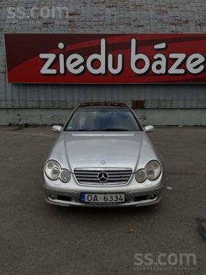 Grey Mercedes-Benz c-220 2003 in Riga, with an engine capacity of 2.20 L and mileage of 320 thousand km for 1600 €, photo  on AUTOMOTO.COM.LV