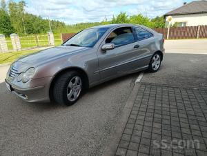 Grey Mercedes-Benz c-220 2004 in Rezekne, with an engine capacity of 2.20 L and mileage of 0 thousand km for 2450 €, photo 20 on AUTOMOTO.COM.LV