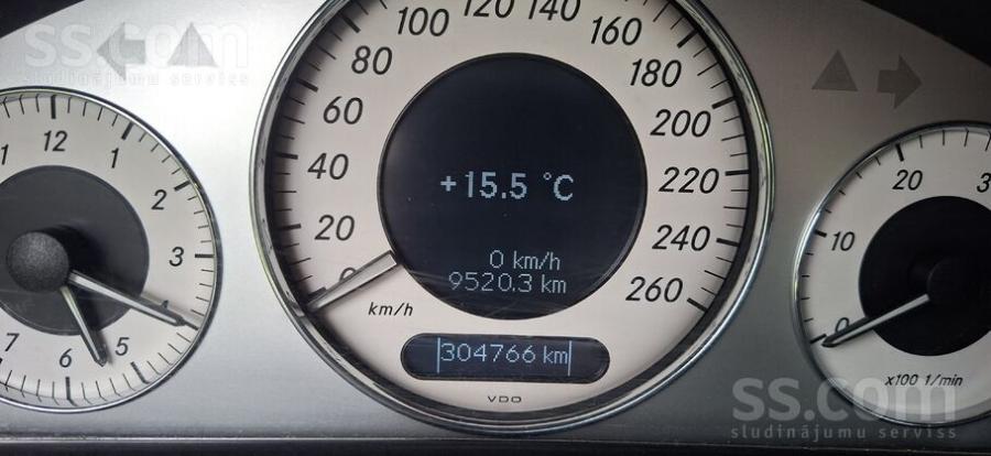 Pelēks Mercedes-Benz c-220 2005 Rēzekne, ar dzinēja tilpumu 2.20 L un nobraukumu 304 tūkst. km par 3500 €, foto 14 vietnē AUTOMOTO.COM.LV