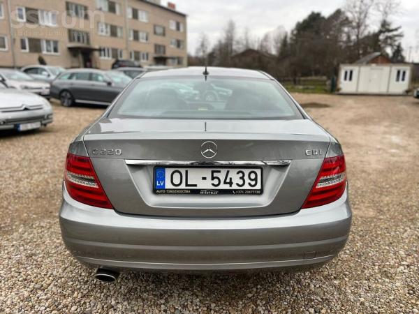 Grey Mercedes-Benz c-220 2011 in Kuldiga, with an engine capacity of 2.20 L and mileage of 264 thousand km for 7790 €, photo 7 on AUTOMOTO.COM.LV