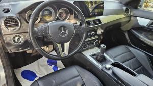 Pelēks Mercedes-Benz c-220 2011 Marijampole, ar dzinēja tilpumu 2.10 L un nobraukumu 353 tūkst. km par 6700 €, foto 7 vietnē AUTOMOTO.COM.LV