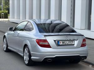 Grey Mercedes-Benz c-220 2013 in Vilnius, with an engine capacity of 2.14 L and mileage of 305 thousand km for 6699 €, photo 16 on AUTOMOTO.COM.LV