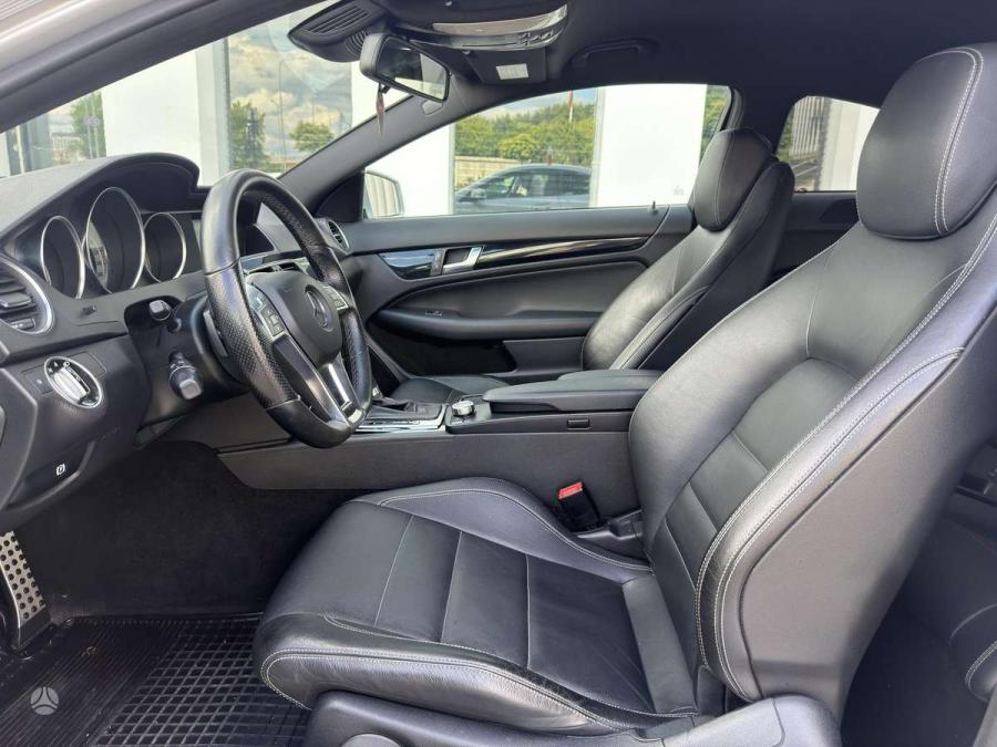 Grey Mercedes-Benz c-220 2013 in Vilnius, with an engine capacity of 2.14 L and mileage of 305 thousand km for 6699 €, photo 22 on AUTOMOTO.COM.LV
