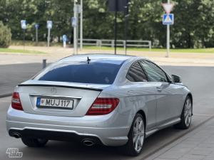 Grey Mercedes-Benz c-220 2013 in Vilnius, with an engine capacity of 2.20 L and mileage of 305 thousand km for 6699 €, photo 17 on AUTOMOTO.COM.LV